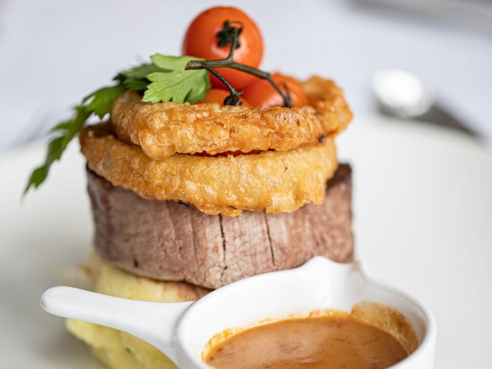 Ballina Food | Ballina Places To Eat | Ballina Manor Hotel